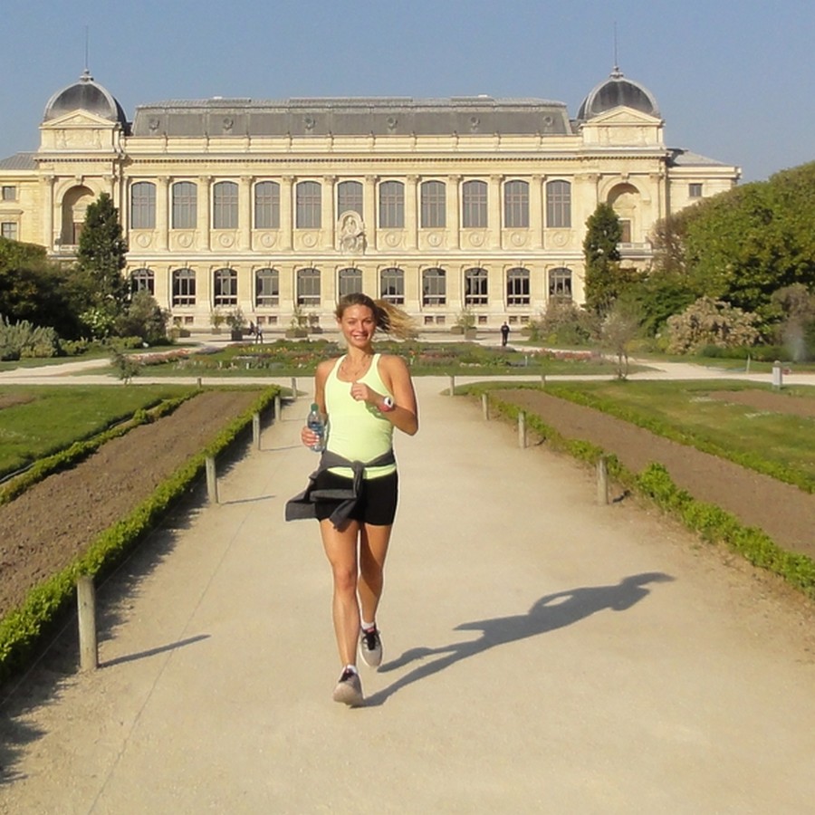 A new Running Tour in Paris with Cori | Paris Running Tours (English)
